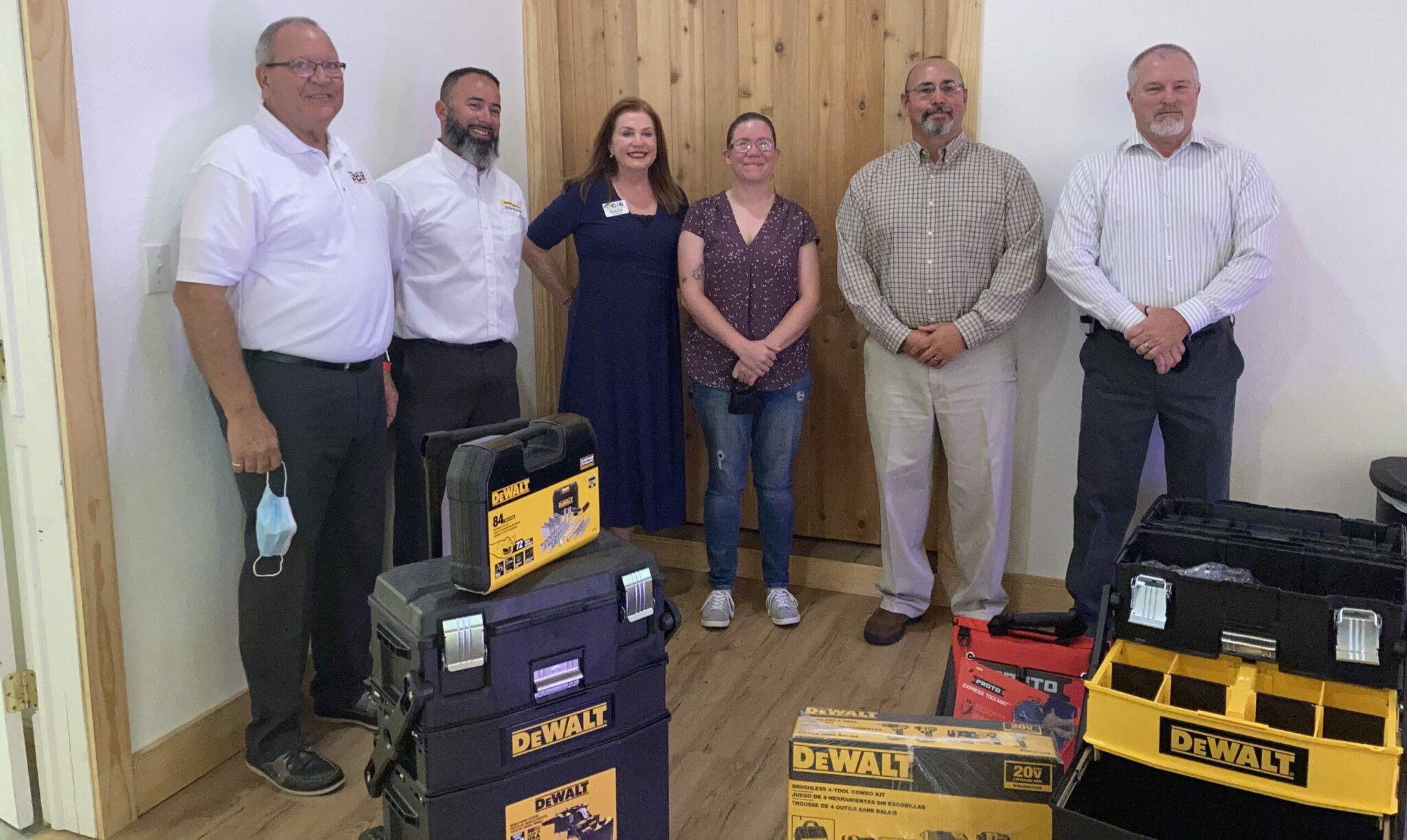 SSMRC awards scholarship to Women in Construction Program graduate ...